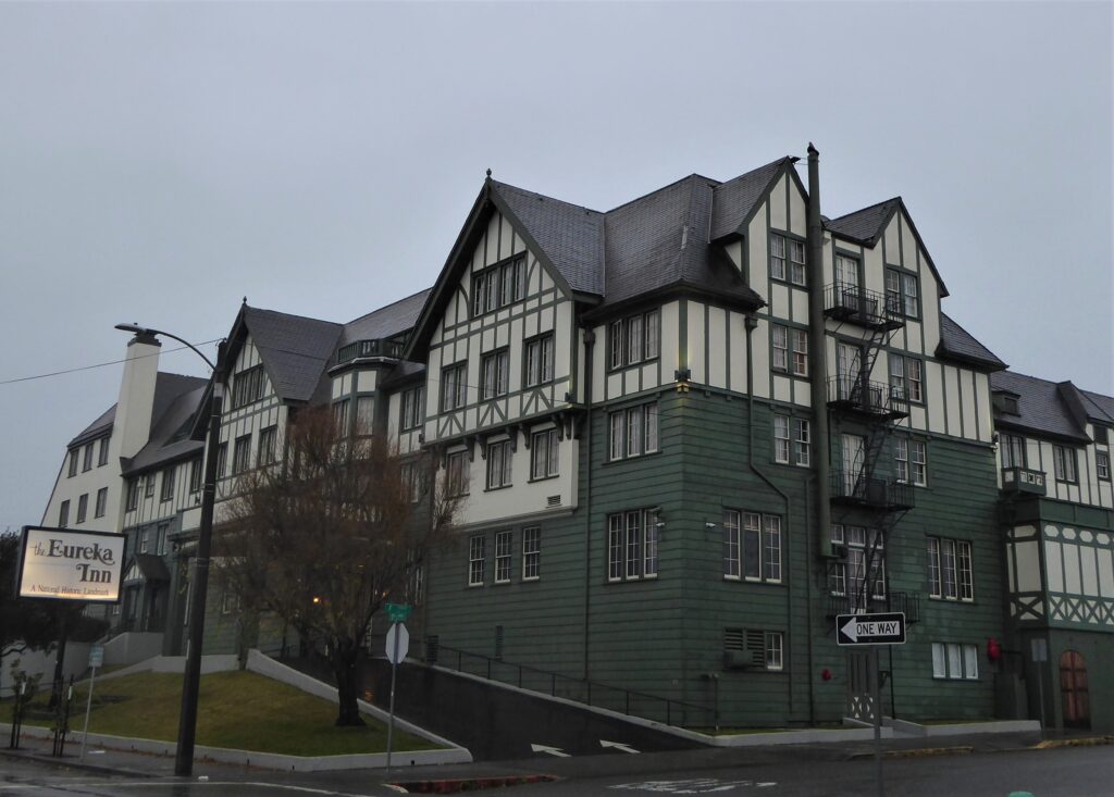 A playful haunting at California’s Eureka Inn | A Reluctant Spirit: A ...